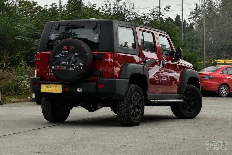 北京越野北京BJ40L图片】_2017款 2.3T 手动四驱环塔冠军版_火焰红_外观_搜狐汽车网